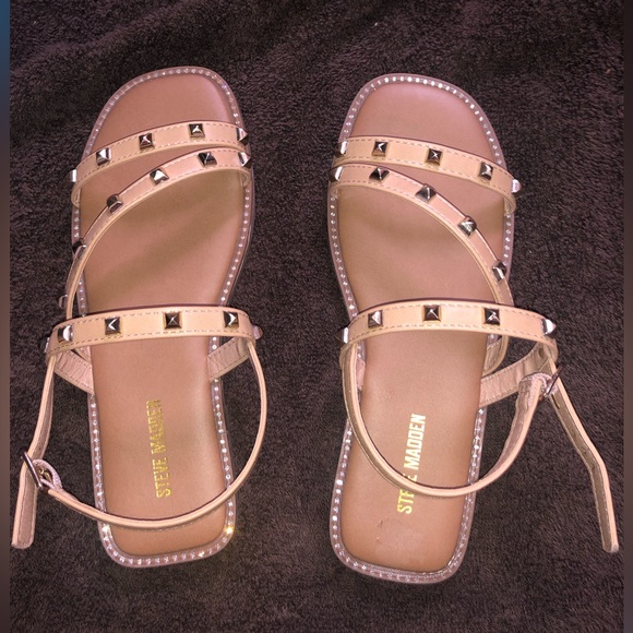 Steve Madden | Shoes | Steve Madden Tan Sandals | Poshmark